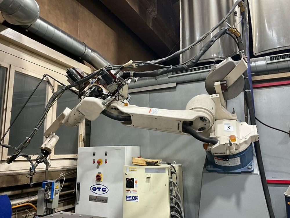 2008 OTC MIG/TIG Robotic welding station | Dome Auctions